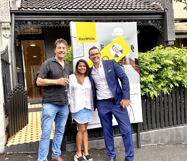 Auction wrap from around the grounds • Ray White